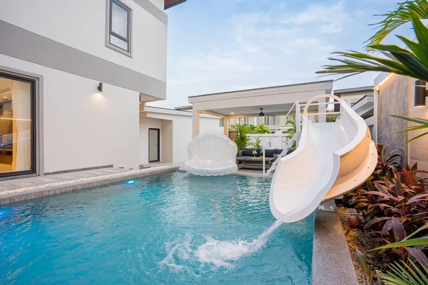 Best Fun Pool Villa - พัทยา | จองเลยที่ Shopmung